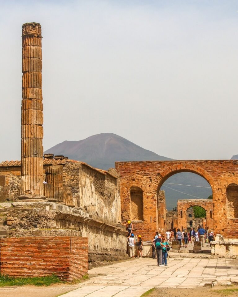 Pompeii Location, How to Get There & Traveller Tips - 2026